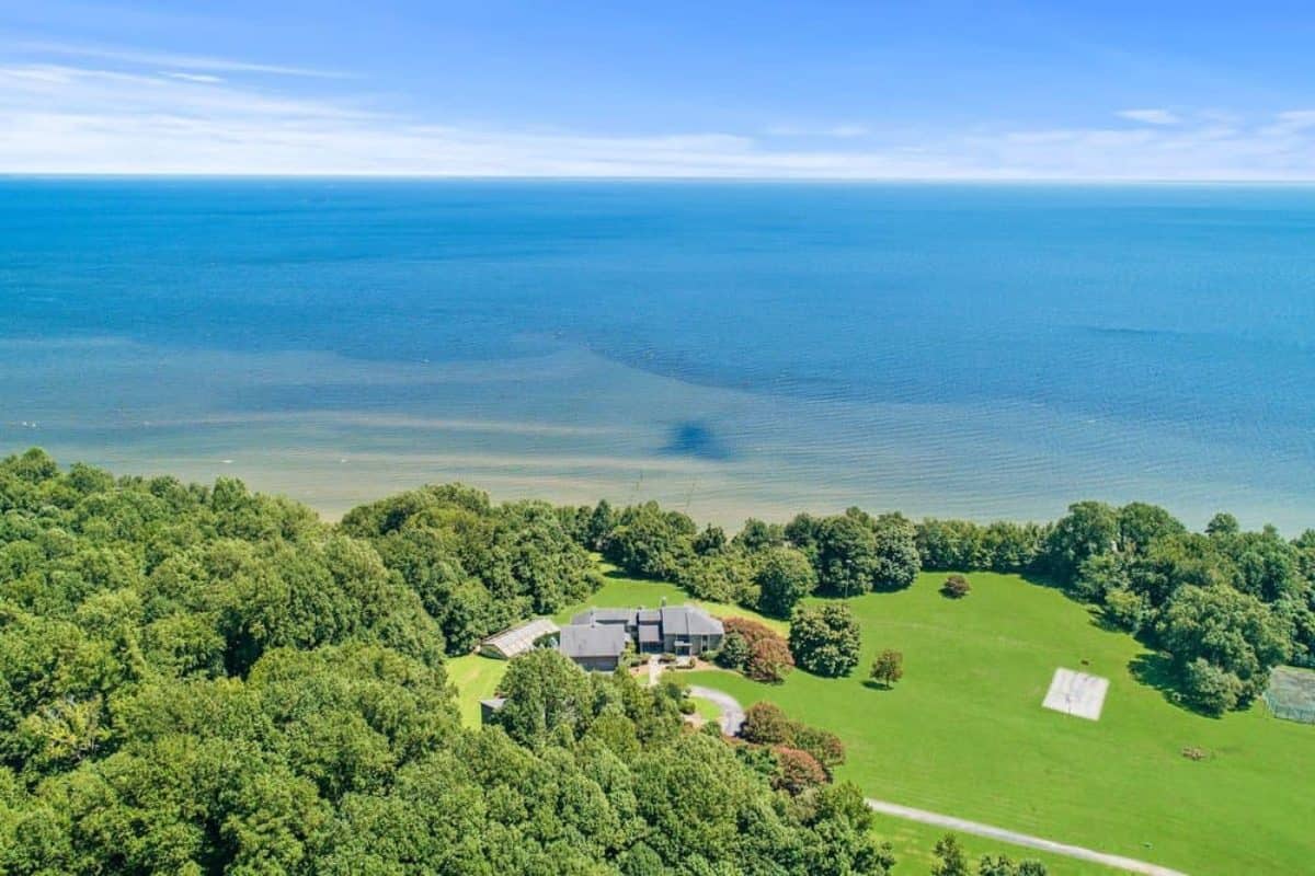 Novelist Tom Clancy's 537-Acre Bayfront Estate for Sale | Chesapeake ...