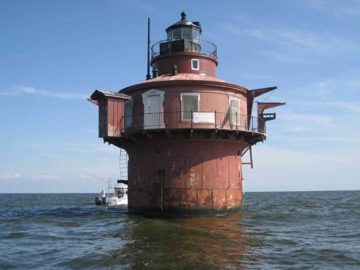 A Real Fixer-Upper: 144-Year-Old Bay Lighthouse for Sale | Chesapeake ...