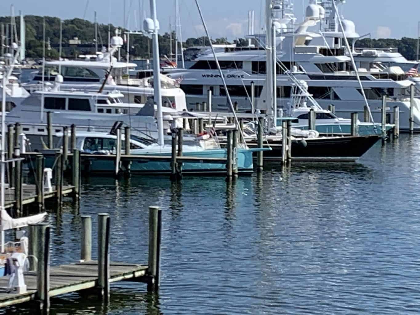 Spotted: Jimmy Buffett Docking, Dining on the Bay | Chesapeake Bay Magazine