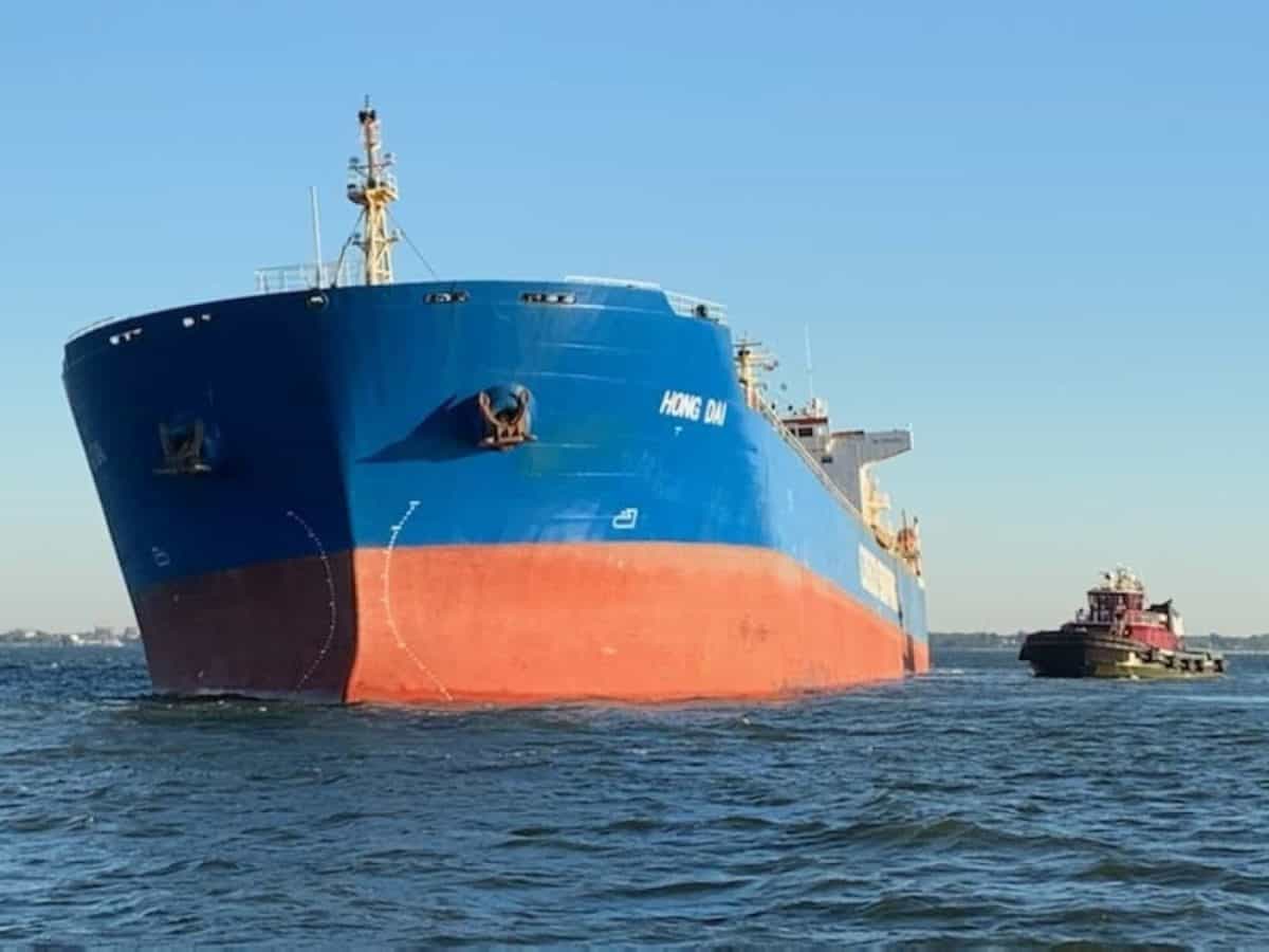 738-Ft. Cargo Ship Runs Aground in Norfolk | Chesapeake Bay Magazine