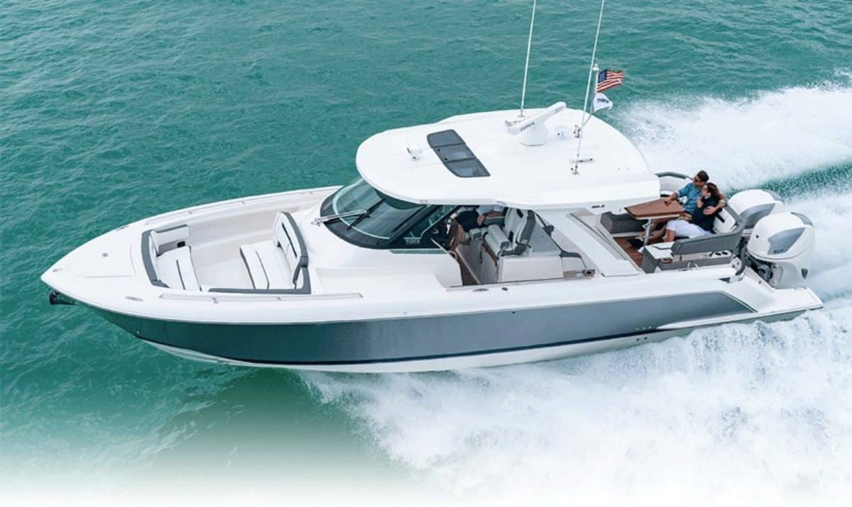 2021 Tiara Sport 43LE | Chesapeake Bay Magazine