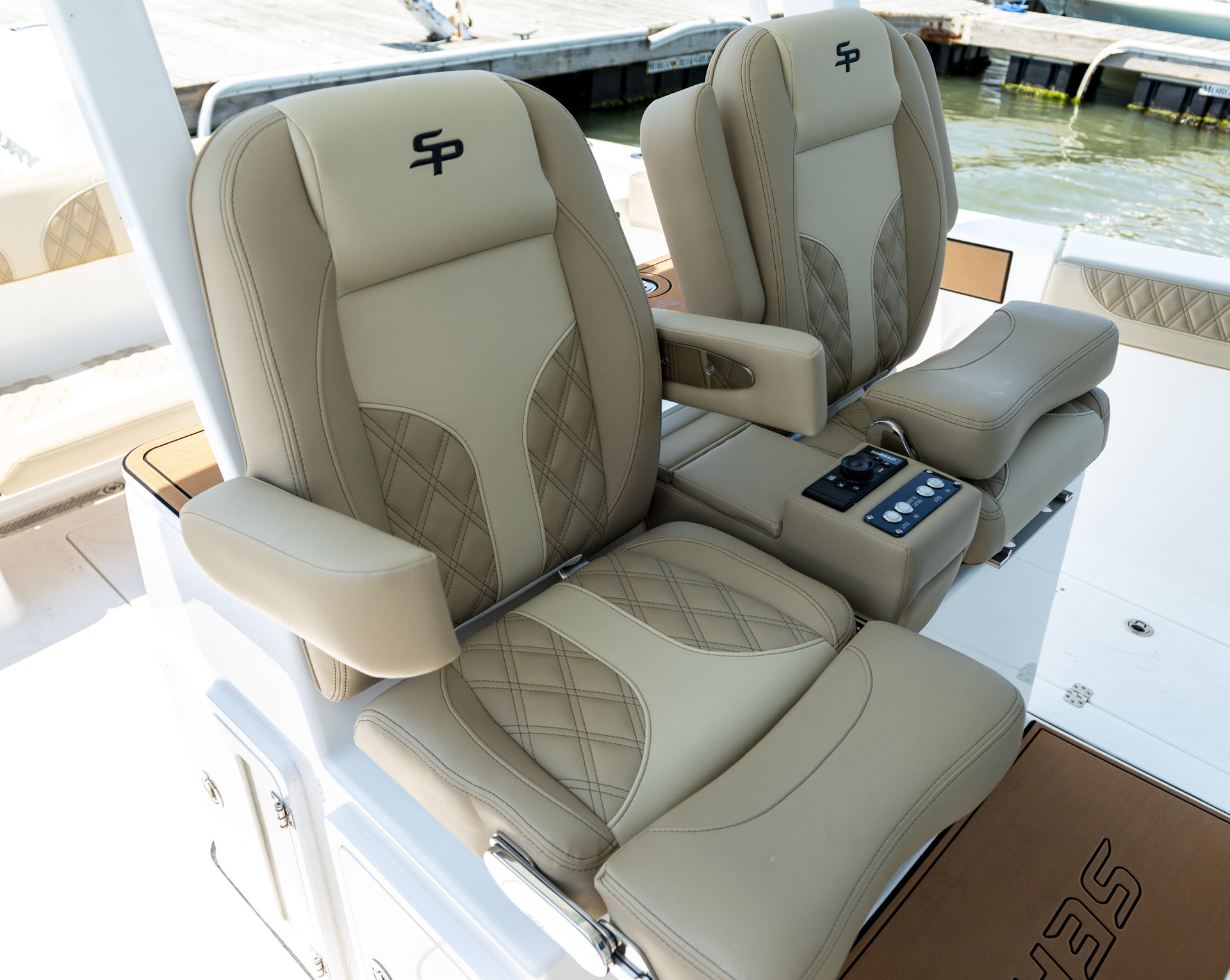 On Boats: Sea Pro 320 DLX Offshore | Chesapeake Bay Magazine