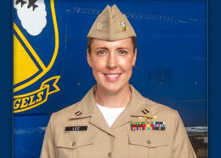 Va. Beach-Based Pilot Becomes 1st Female Blue Angel | Chesapeake Bay ...
