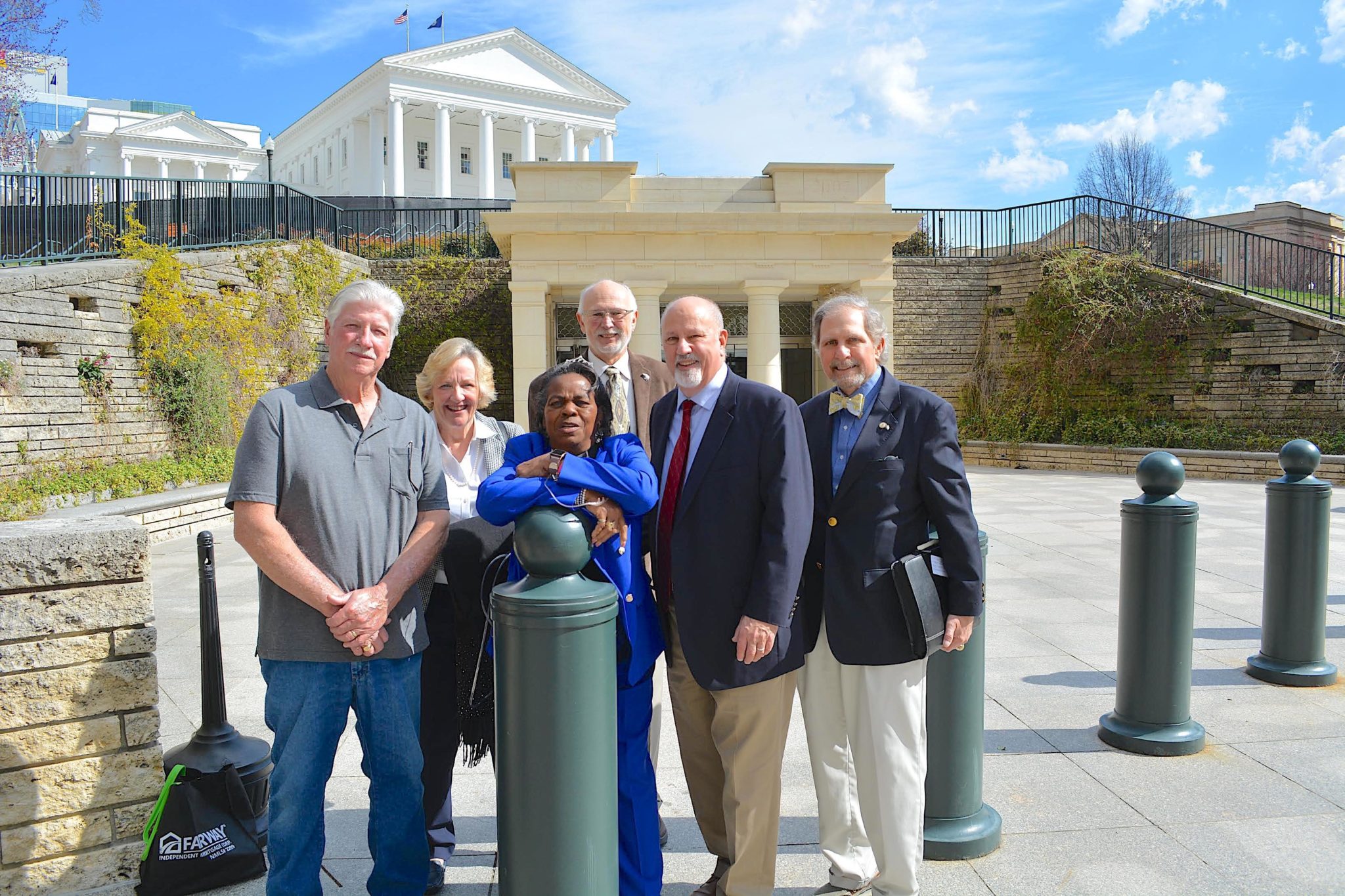 Oyster Shucking "Superstar" Honored in Va. State Legislature ...