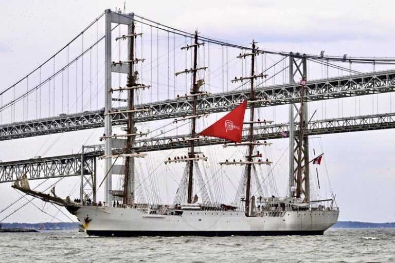 Peruvian Navy's Tall Ship Docks in Baltimore, Bringing Deck Tours ...