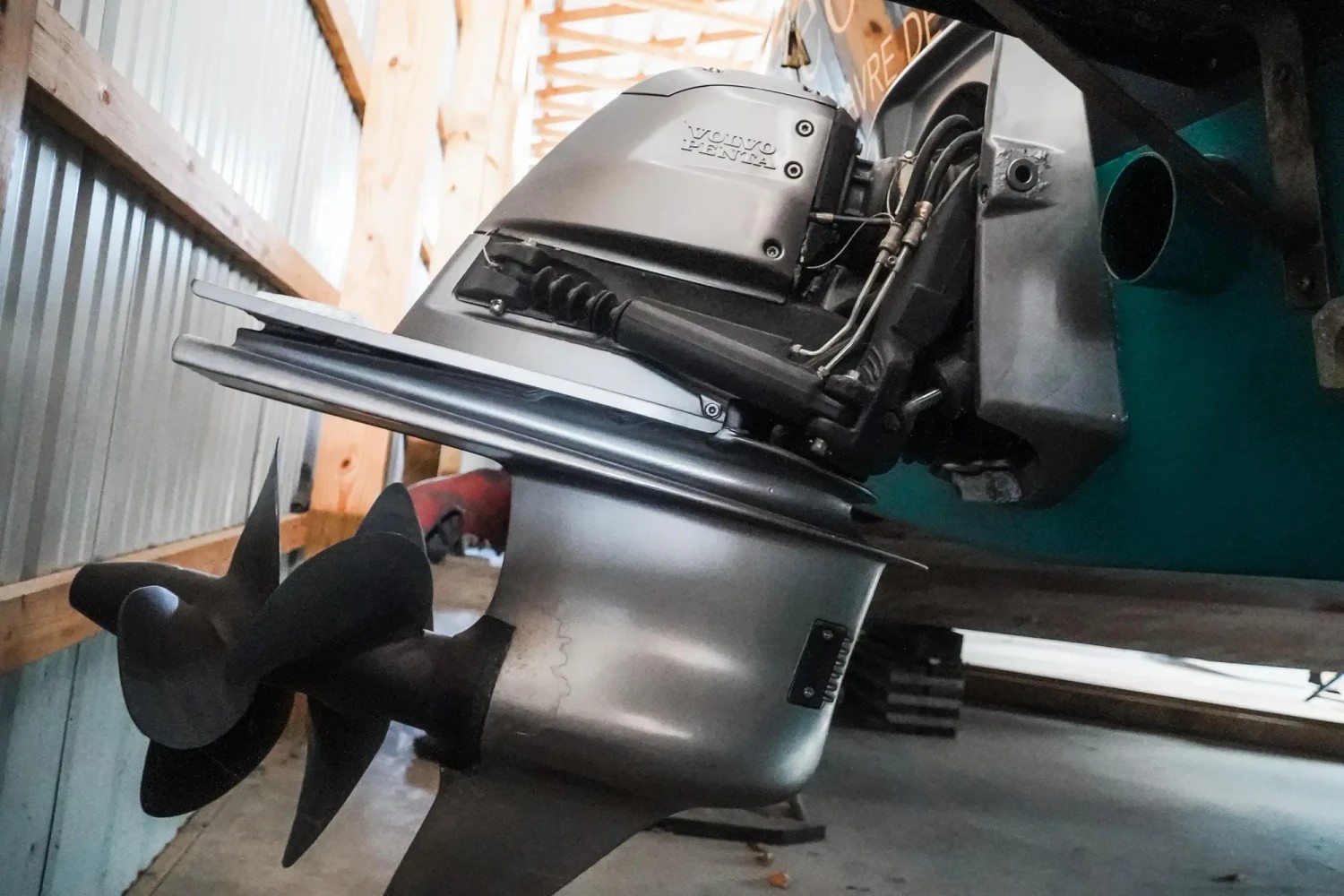 Boat of the Week: Mathews Brothers Patriot 29 Offers Deadrise-Inspired ...