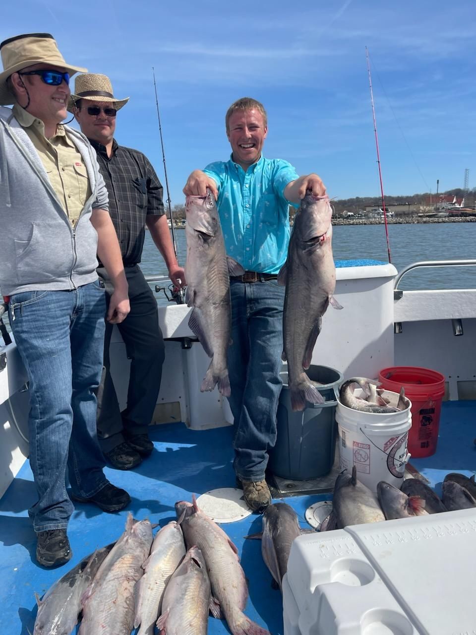 Booking a Fishing Charter? Consider a Fishing Guide for the Full Bay ...