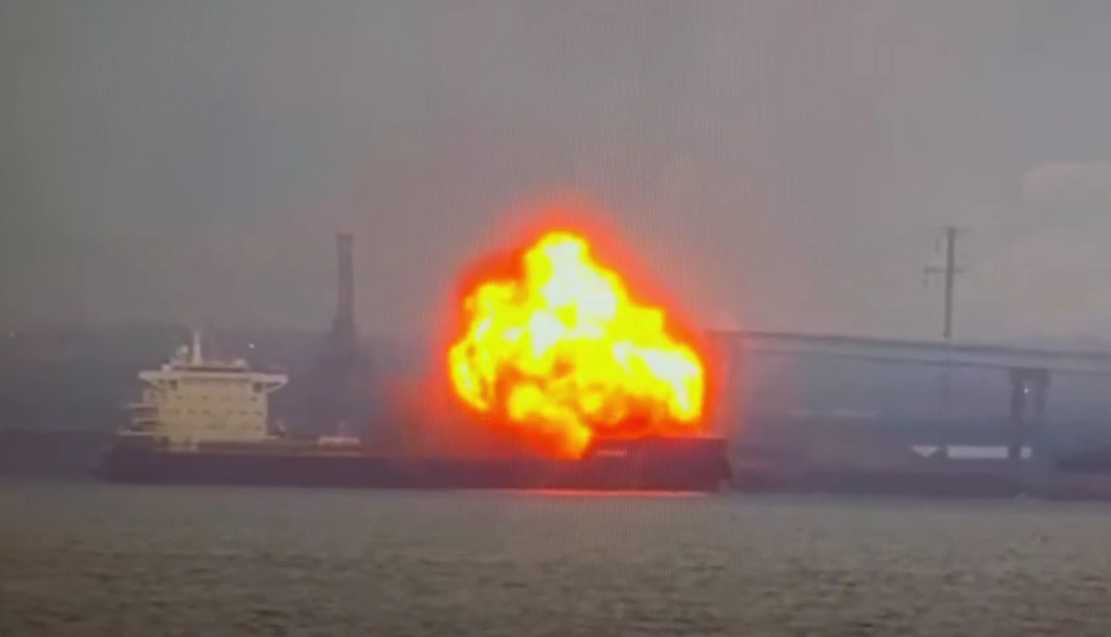 Port Channel Reopens after 751-Ft. Bulk Carrier Suffers Explosion Near ...